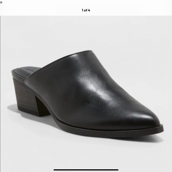 Universal Thread | Shoes | Universal Thread Tobi Black Mules | Poshmark